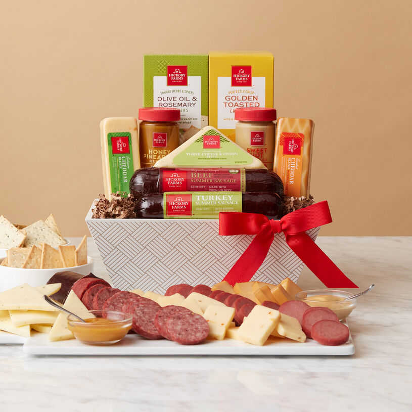 Signature Flavors Gift Basket | Hickory Farms