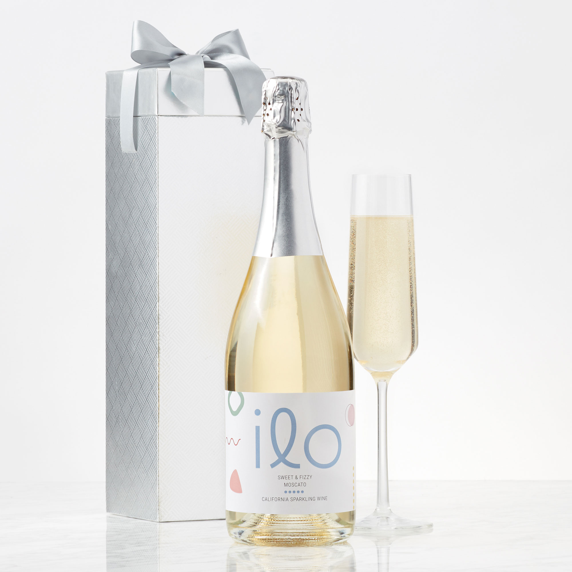 Ilo Moscato California Sparkling Wine | Hickory Farms