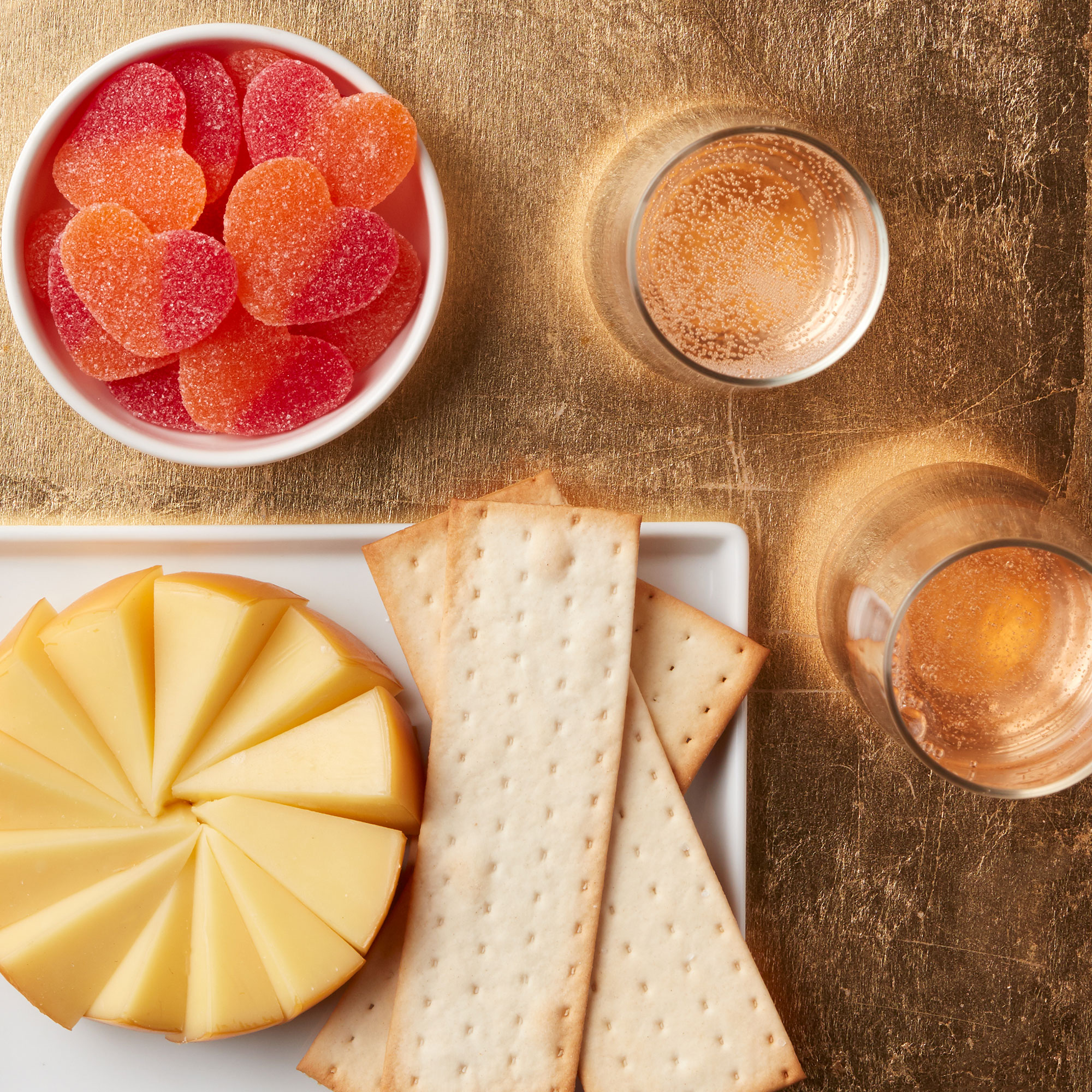 Celebration Sparkling Rosé & Snack Collection | Hickory Farms
